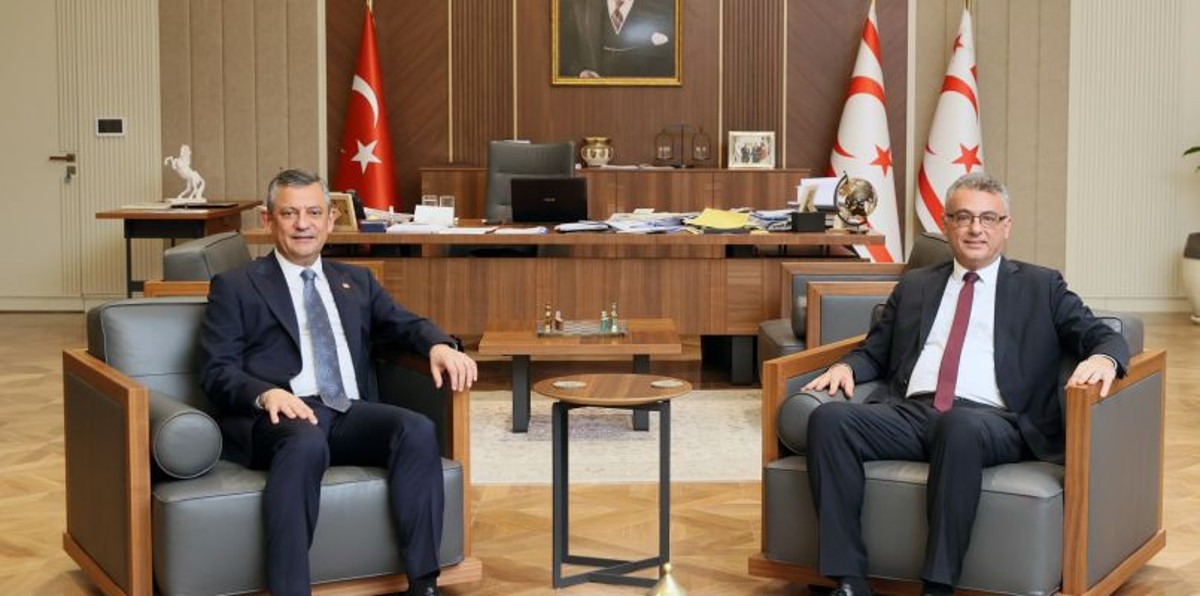 KKTC'de CHP rüzgarı! Özgür Özel CTP’nin 55. yıl kutlamasına ortak oldu