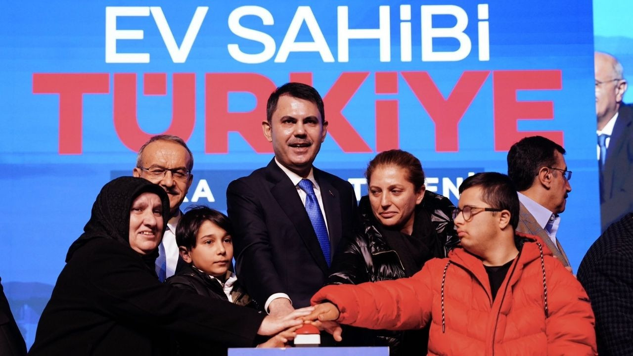 Murat Kurum, deprem bölgesinde övünerek anlattı: Saatte 23, günde 550 ...