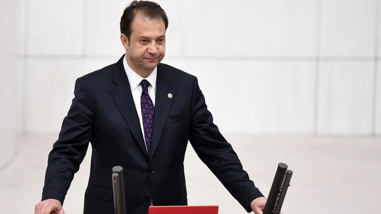 CHP Kars Milletvekili İnan Akgün Alp kimdir? Hukuktan Meclis kürsüsüne ...